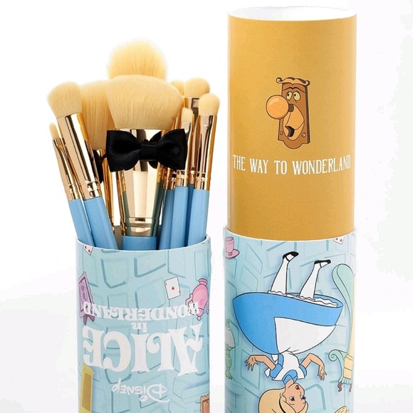 Spectrum Cosmetics | Makeup | Spectrum Cosmetics Alice In Wonderland ...